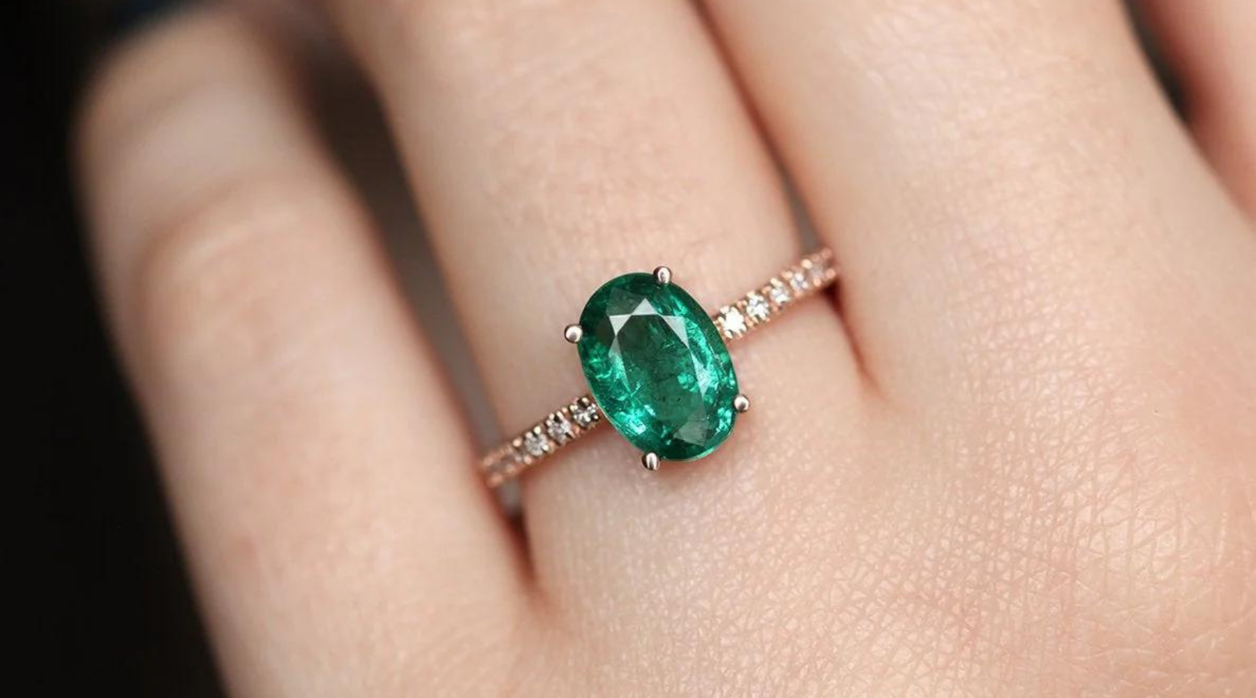 May's Magnificent Gem: Exploring the Magical Emerald – Capucinne