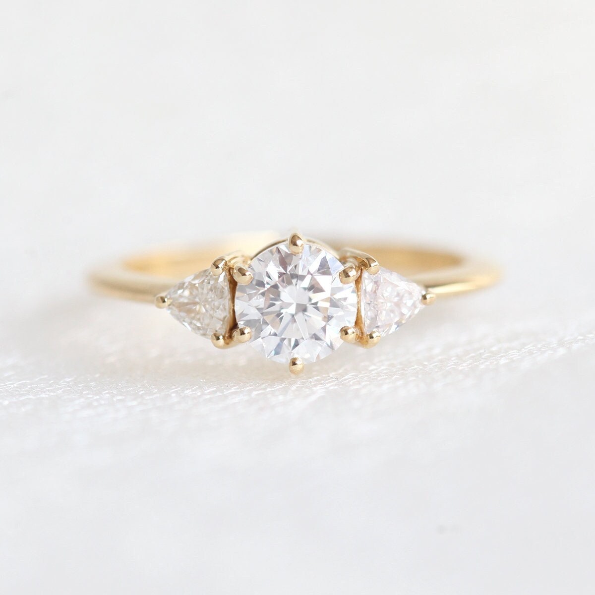 RENÉE DIAMOND RING – Capucinne